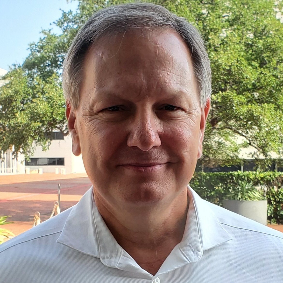 At The Mic - Ep. 75 - Guest: Tom Russell (10/15/21) – At The Mic (with ...