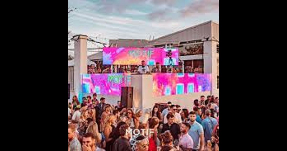 Motif Hottest 100 Beach Party 2024 | RedCircle