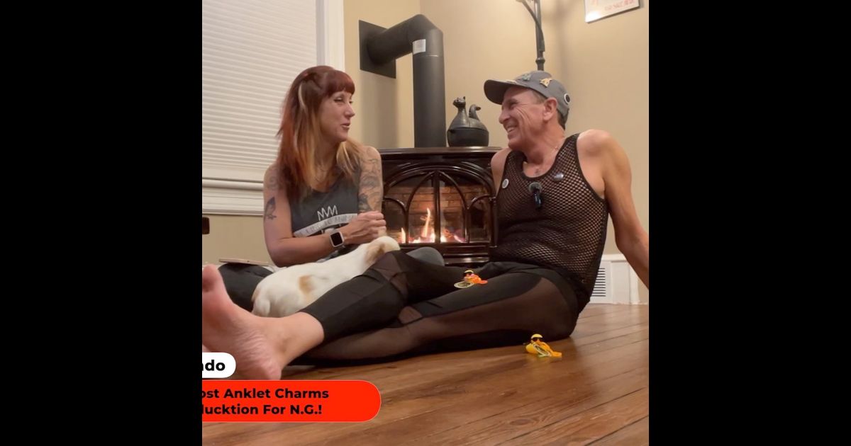 Sexy and Jagundo "That Crazy Camming Couple" | RedCircle